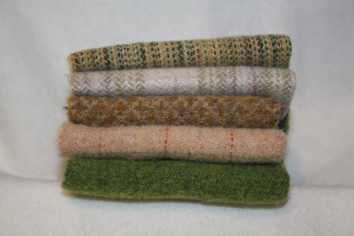 Five Pack of 8" x 8" Mill-dyed Wool Bundle – fiddlestix designs