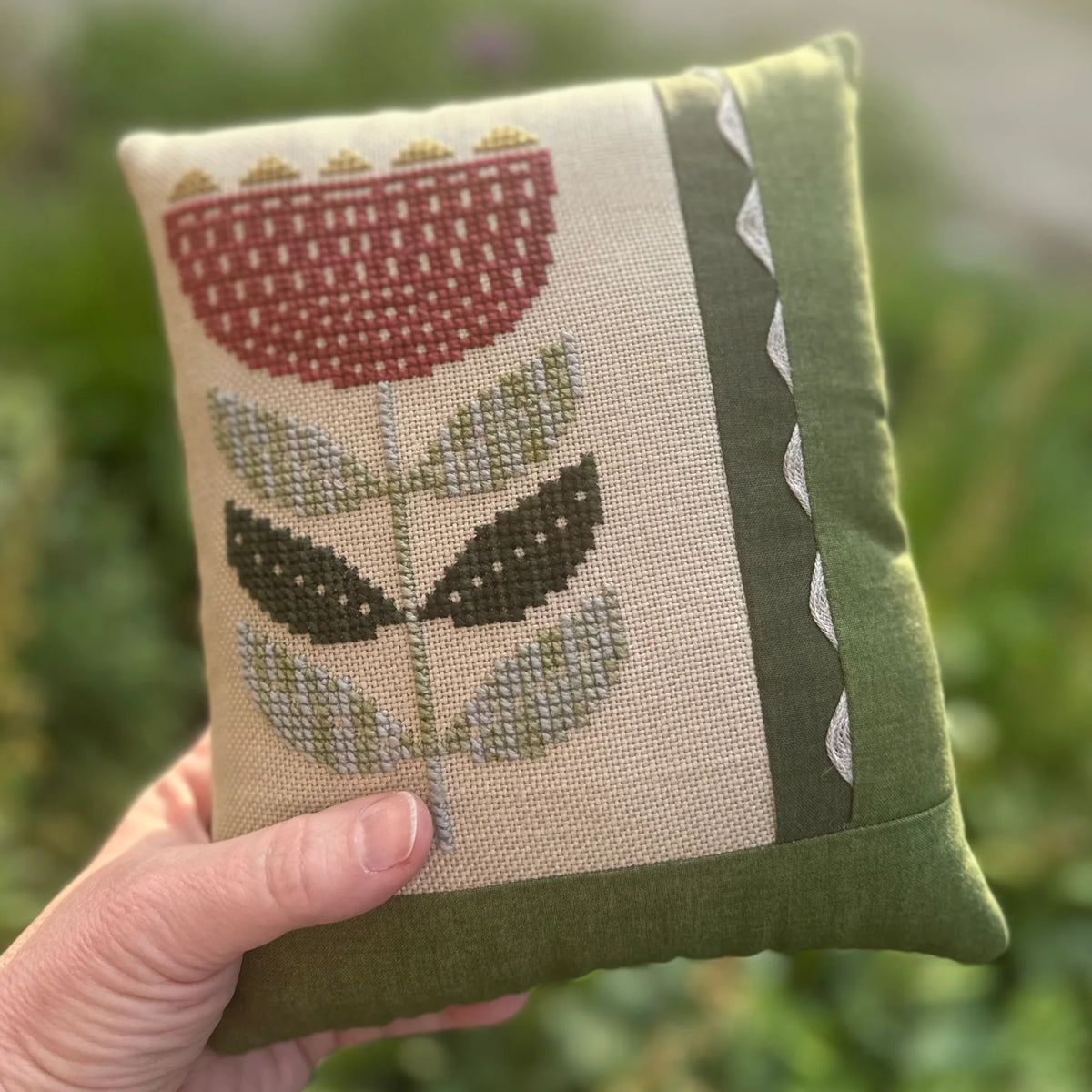 Floral Etchings 1 by Heart in Hand – fiddlestix designs