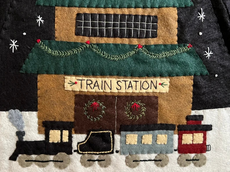 Eight Tiny Reindeer 48" Tree Skirt Pattern Design by Cheswick Company ...