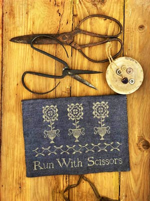 Run with Scissors Pattern by Stacy Nash – fiddlestix designs